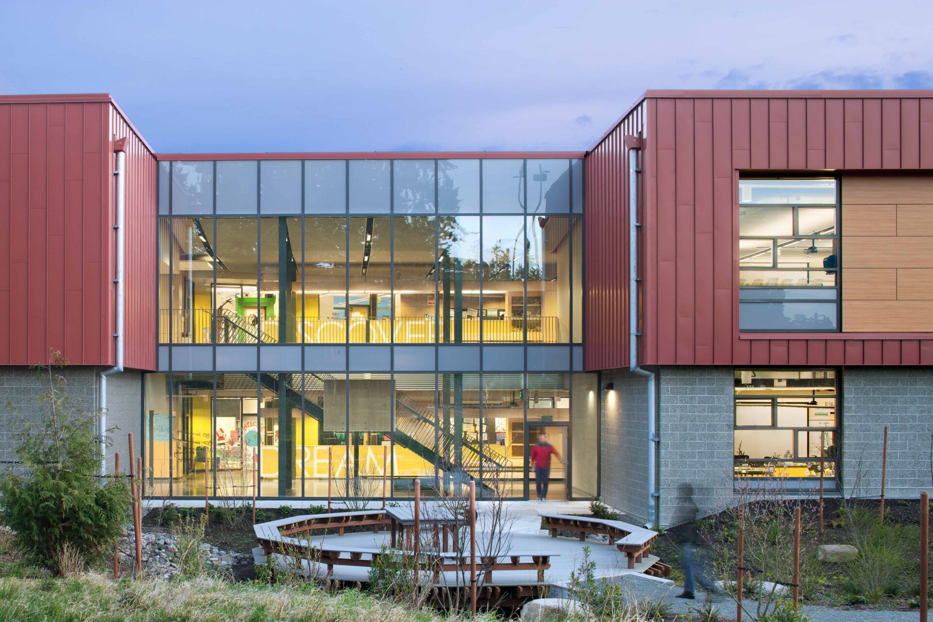 Meadowdale Middle School - INTEGRUS